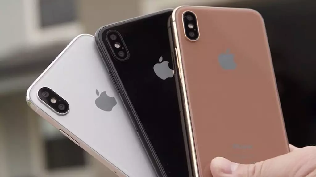 Apple prepares an iPhone X in color 