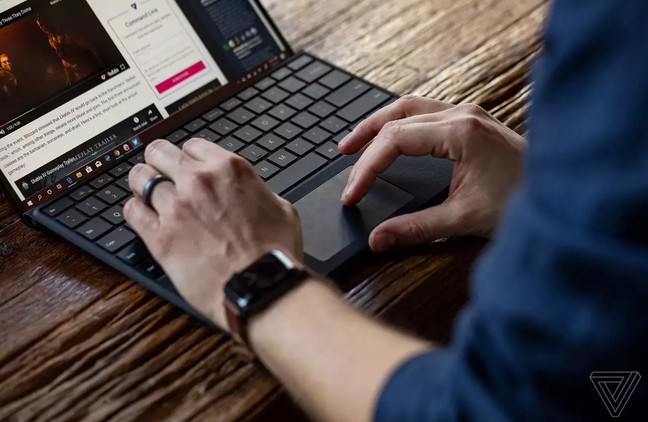 Surface Pro X recenzija