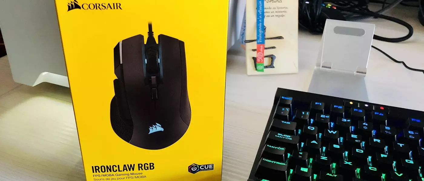 Corsair IRONCLAW RGB, સમીક્ષા: લોખંડના હાથ સાથે ગેમિંગ માઉસ 11139_1