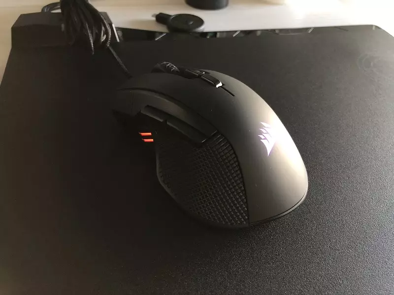 Corsair IRONCLAW RGB, apžvalga: žaidimų pelė su geležine ranka 11139_4