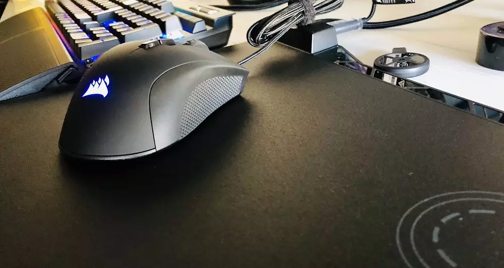 Corsair IRONCLAW RGB, test : une souris gamer avec une main de fer 11139_7