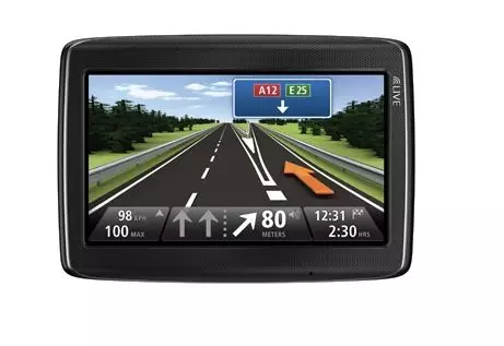 TomTom GO Live 820 Ewropa: Pêşveçûna GPS 114038_1