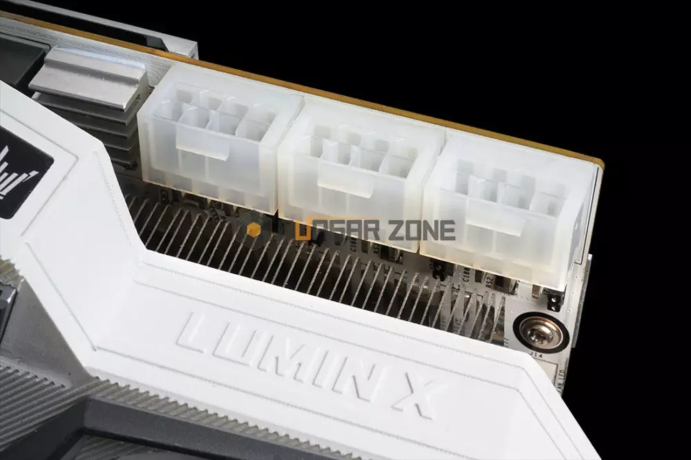 Зала славы GALAX GeForce 1080 Ti з трыма 8-кантактнымі раздымамі 116866_7