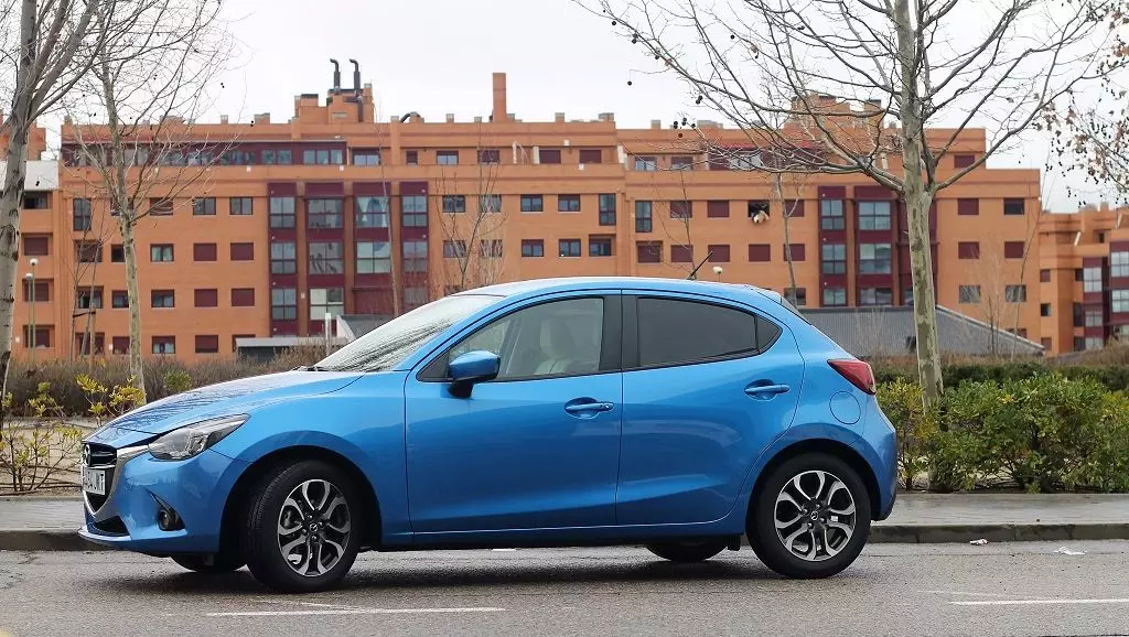 Mazda 2, αστική κομψότητα 1189_35