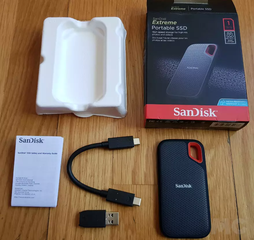 اسان جائزو وٺو SanDisk Extreme Portable SSD