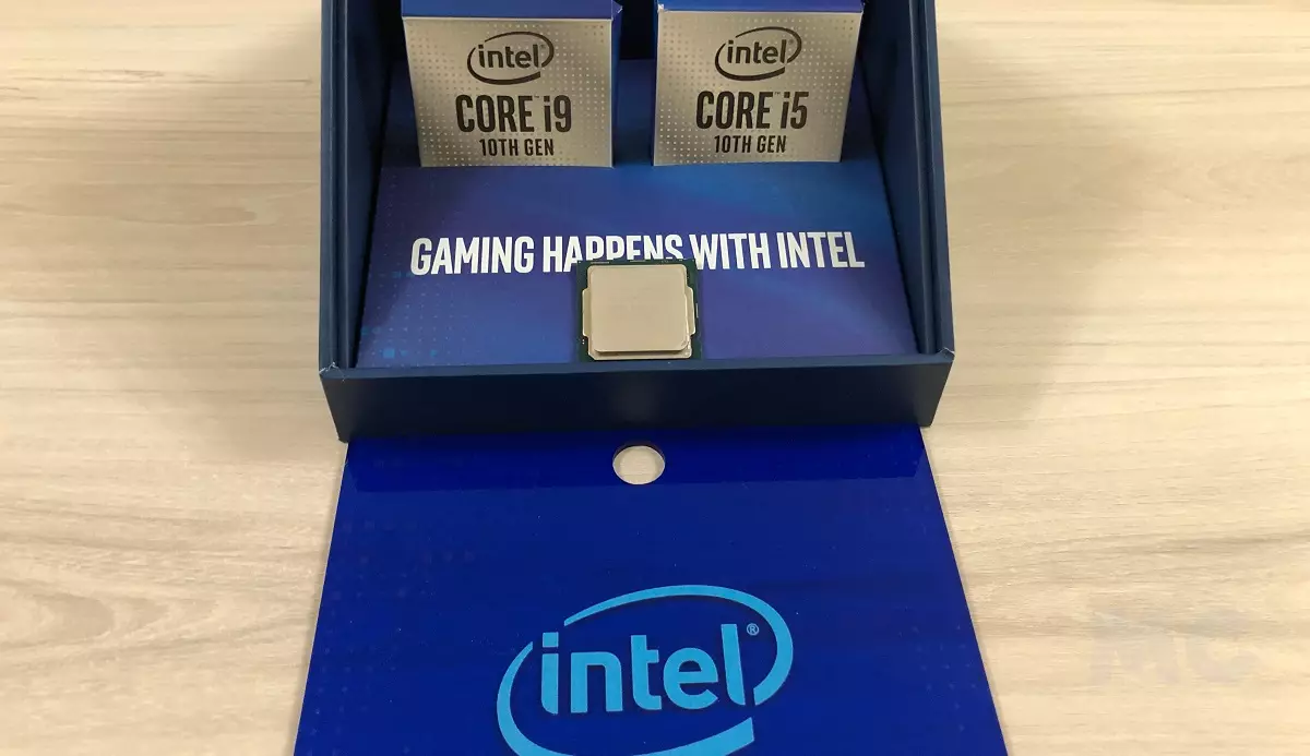 Intel Core i9 10900K