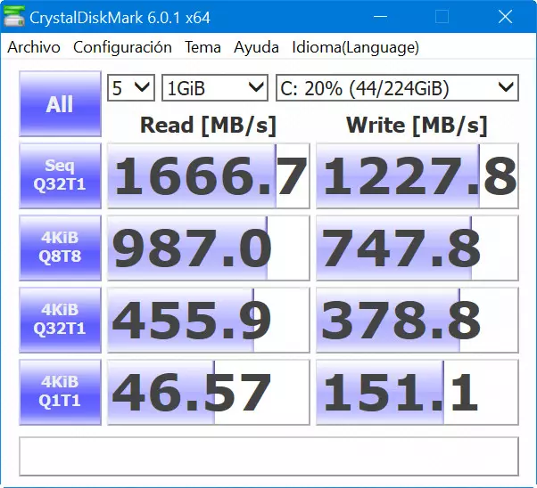 Recenzujeme HP Spectre 13: krása, výkon a mobilita 16552_21