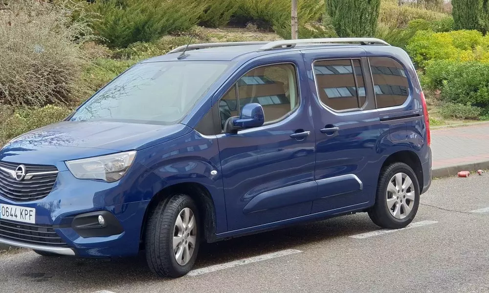 Opel Combo Life, dicampur