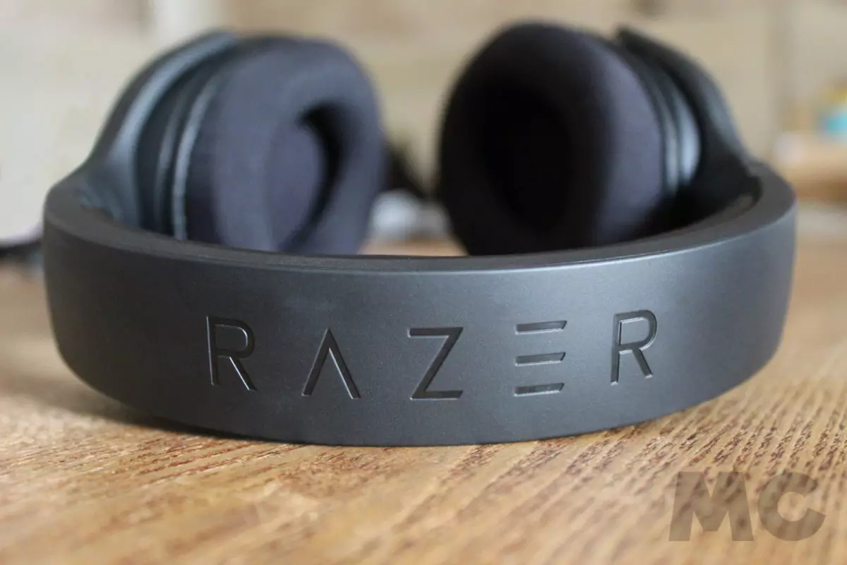 Razer Barracuda X Review: අතේ ගෙන යා හැකි ක්‍රීඩා සඳහා සැහැල්ලු බව 2418_7