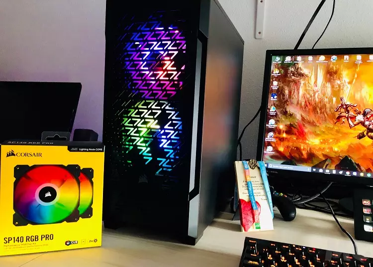 „Corsair iCUE 220T RGB Airflow“ ir „Corsair iCUE SP140 RGB PRO“ apžvalga: oro spalvos atradimas 24647_3