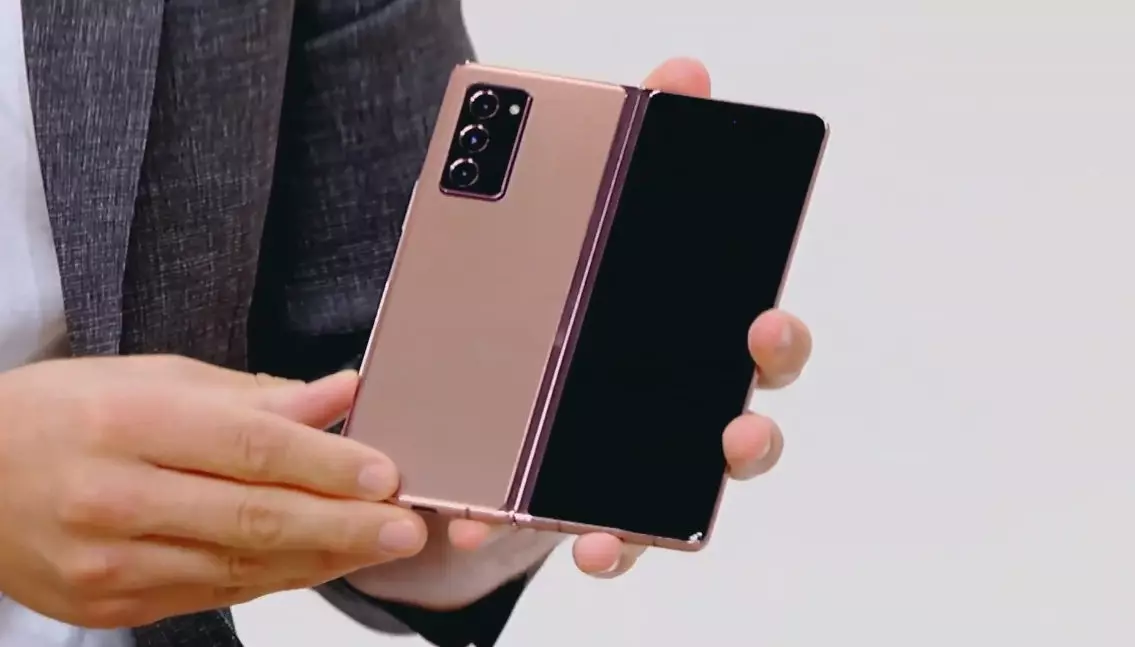 Samsung, Galaxy Z Fold2'yi tanıttı 26357_3