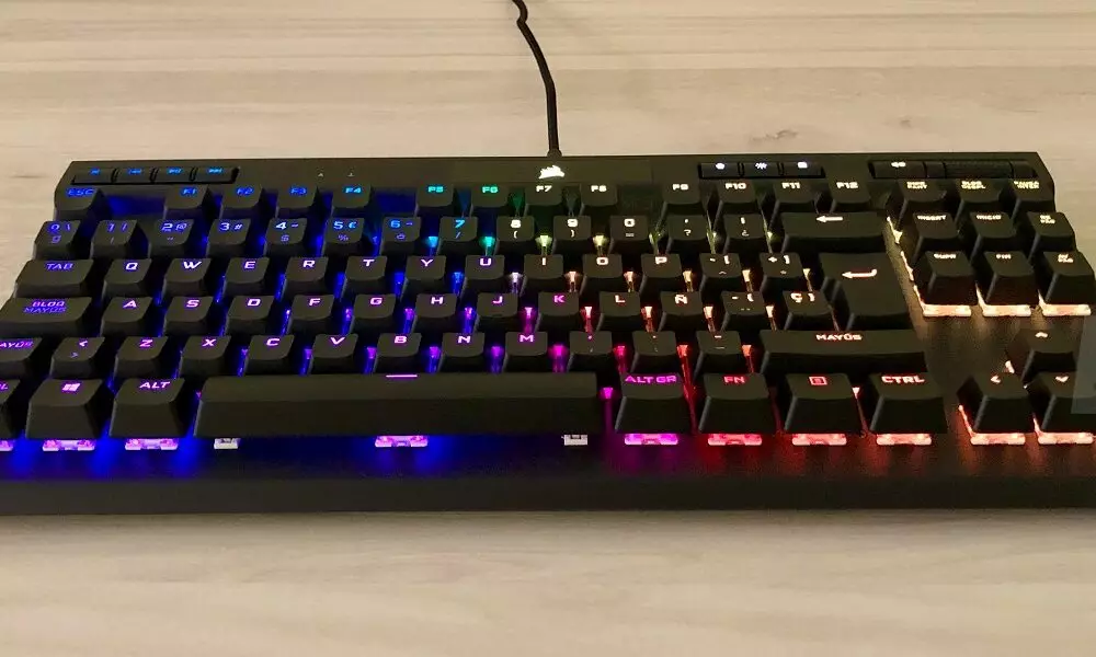 Corsair K70 RGB TKL Champion Series พร้อมสวิตช์ Opto-Mechanical รีวิว: คุณเร็วคาวบอย