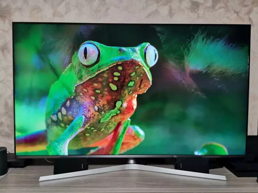 Hisense U7B 65 ″ Iwwerpréiwung: Qualitéit ass net op Widderstand mat engem gudde Präis 30729_9