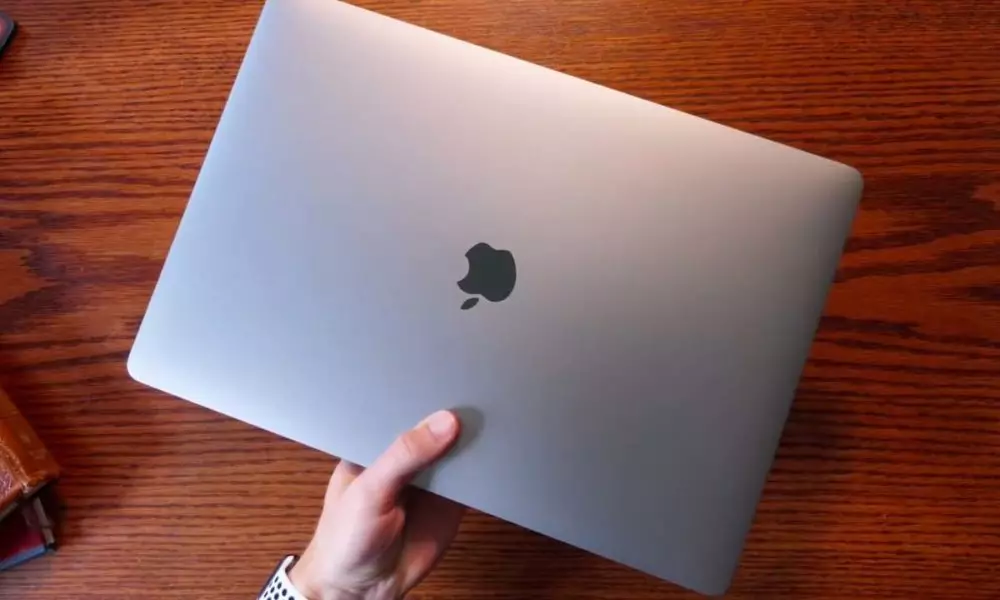 MacBook Pro 16