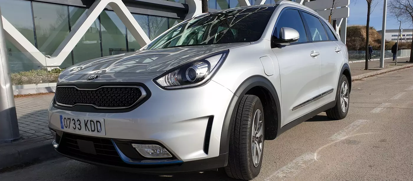 Kia Niro Plug-in Hybrid, кампрамісы 34224_1