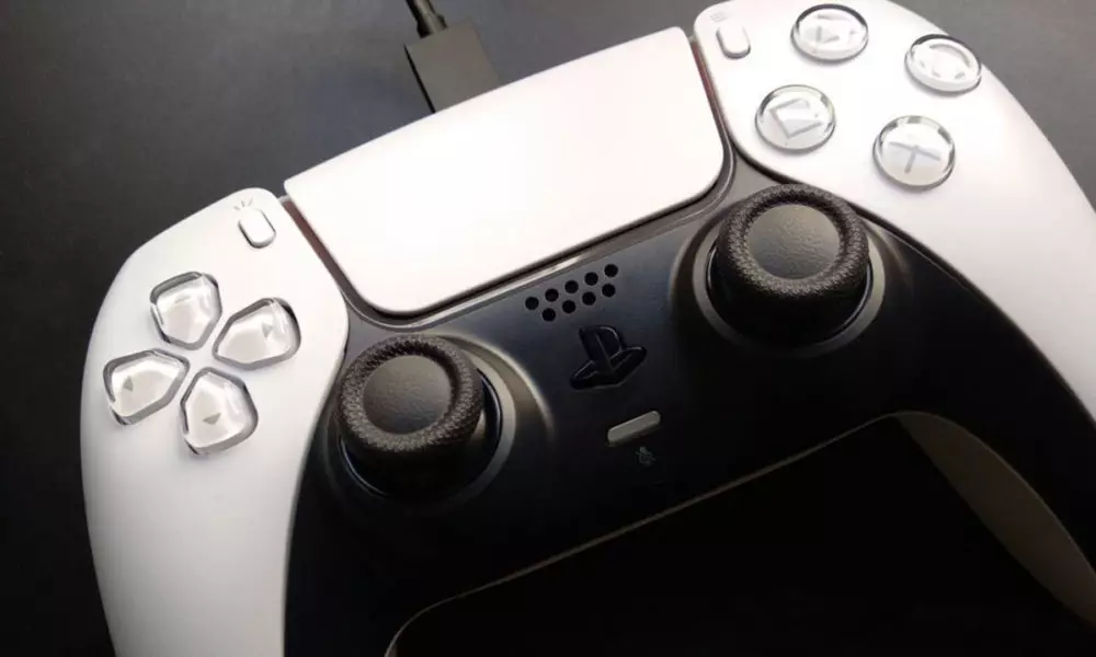 Sony saattaa valmistella Pro-ohjainta PlayStation 5:lle