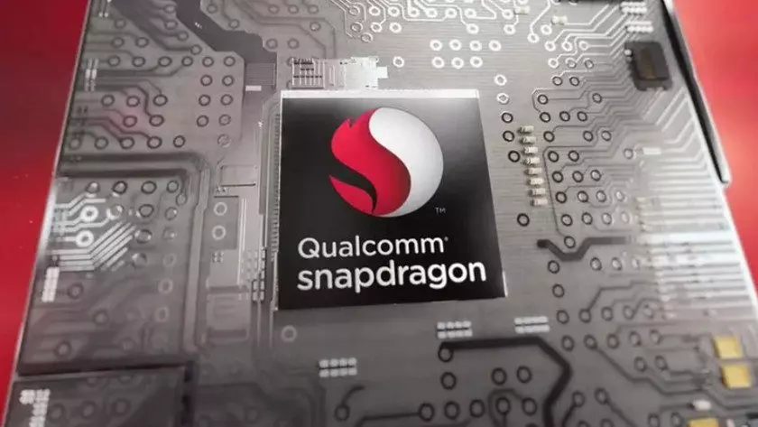 Awọn pato ti Snapdragon 460, Snapdragon 640 ati Snapdragon 670 38347_1