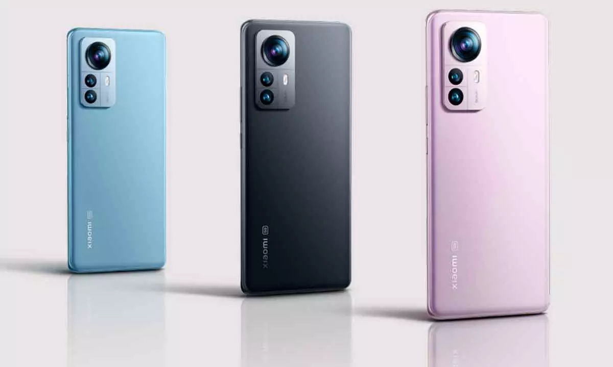 Xiaomi 12 in 12 Pro: prenova vrhunske ponudbe