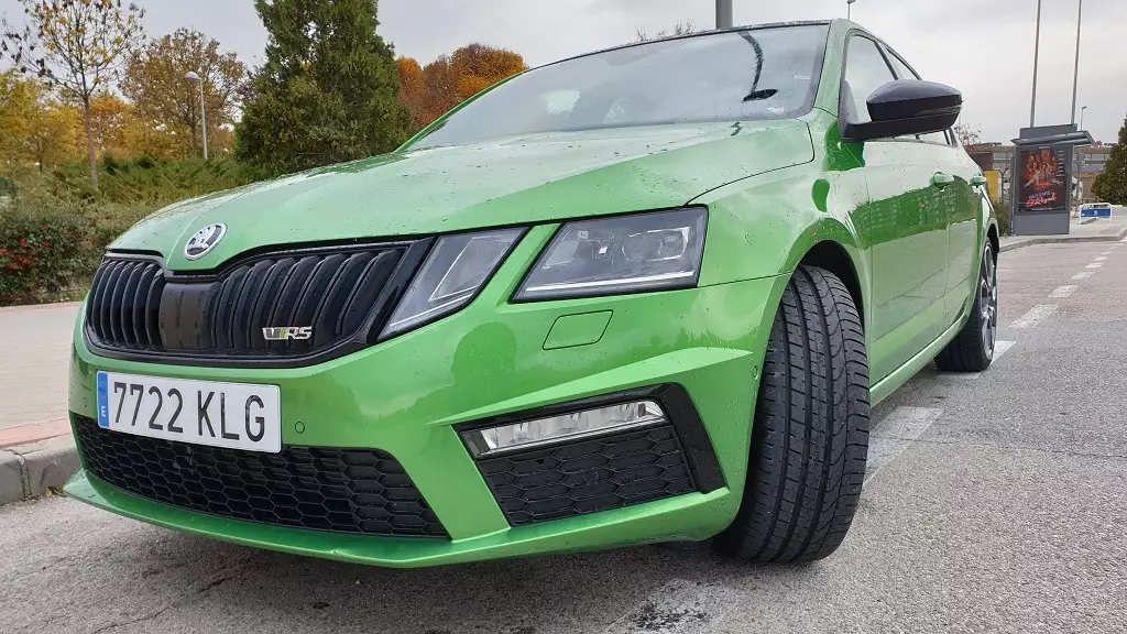 Skoda Octavia RS ، ئالغا ئىلگىرىلەڭ 45852_2