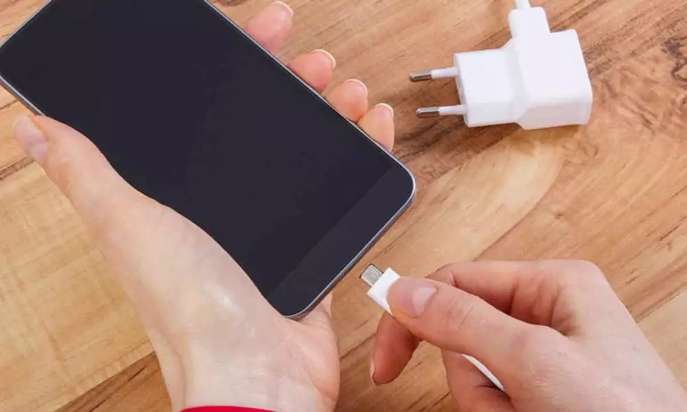 USB-C, qetellong ke eona feela tjhaja Europe