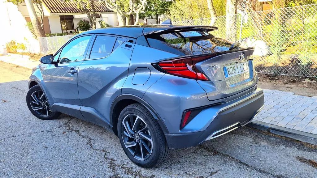 Toyota C-HR 180H, intensitāte 5154_2