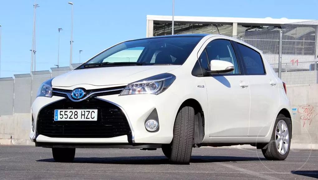 Toyota Yaris Hybrid: еволюція 5172_34