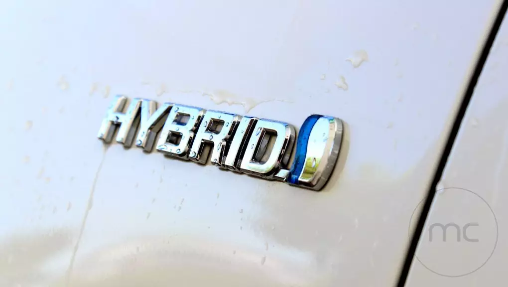 Toyota Yaris Hybrid: еволюція 5172_38