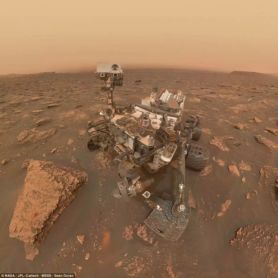 The Curiosity rover na-ewere 