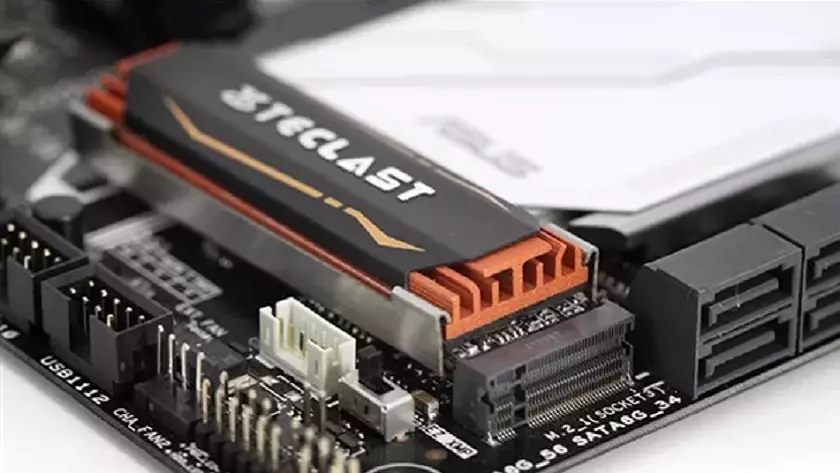 Mirage NP900, az első SSD SM2262 PCIe NVMe vezérlővel 52575_1