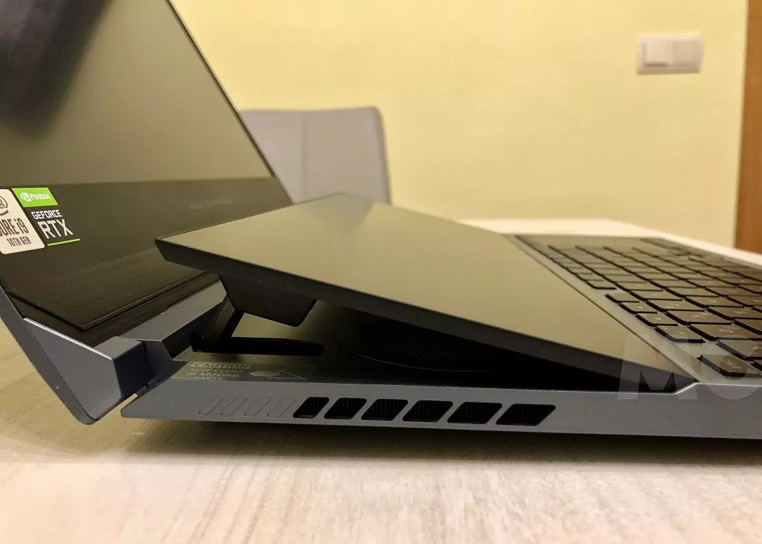 ASUS Zephyrus Duo 15 समीक्षा: नवाचार के माध्यम से मूल्य 63508_7