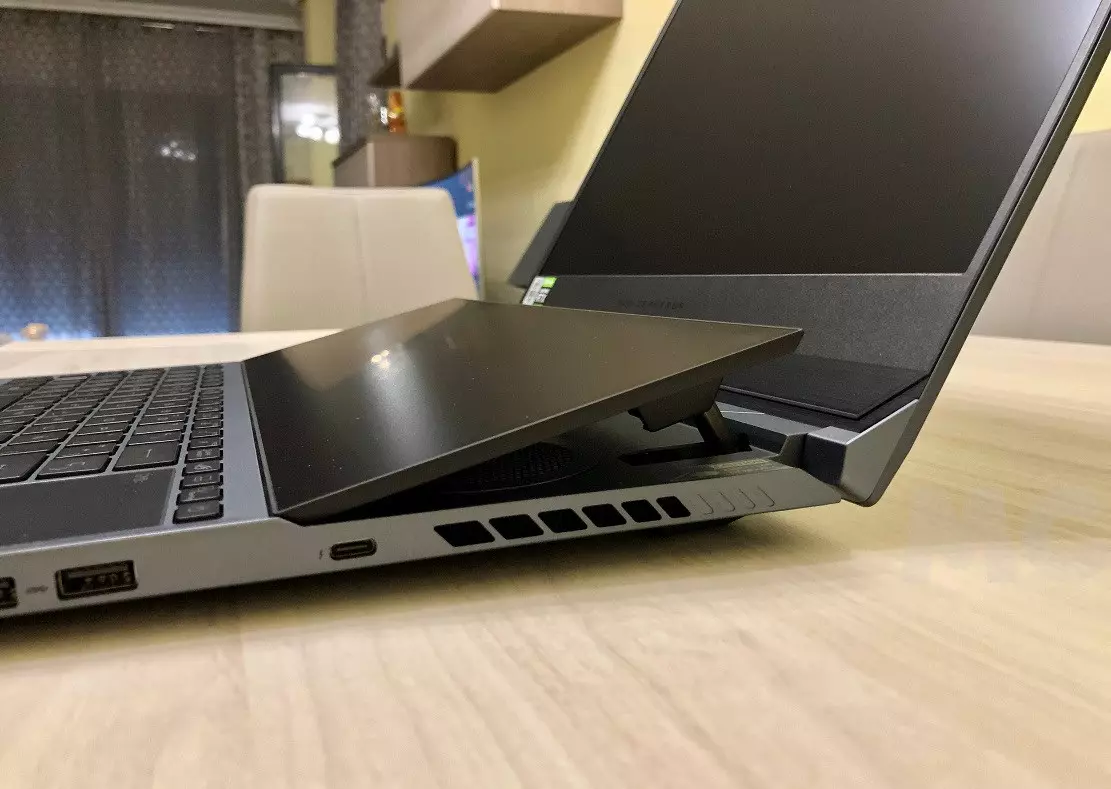 Recenzia ASUS Zephyrus Duo 15: hodnota vďaka inováciám 63508_8