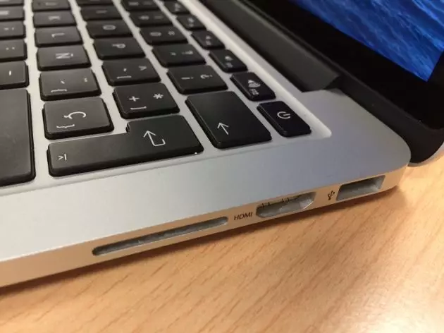 Apple MacBook Pro Retina 13 inç në mes të 2014