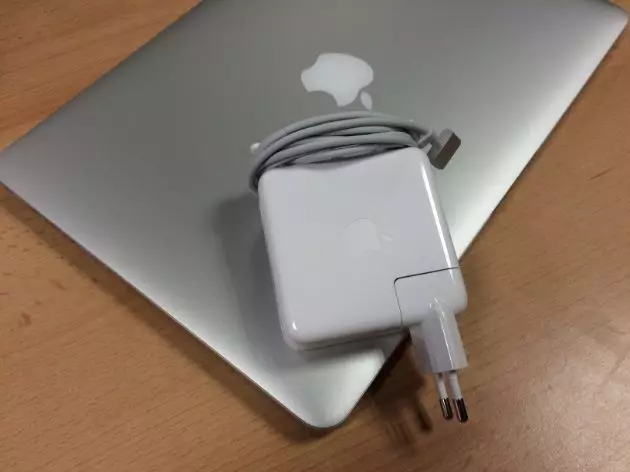 Apple MacBook Pro Retina 13 inç në mes të 2014