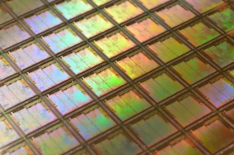 Wafer ya Silicon hamwe na chip zifite inenge: nigute ushobora kungukirwa nibitari mubikorwa? 7318_4