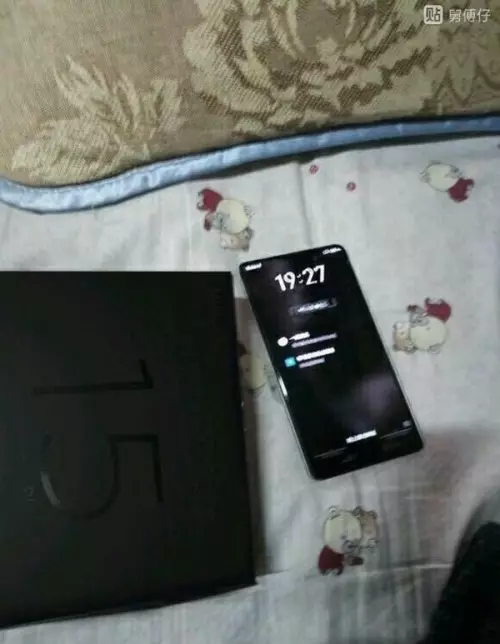 Meizu akukonzekera mafoni 6 atsopano; Zithunzi za Meizu 15 ndi mtengo 80826_3