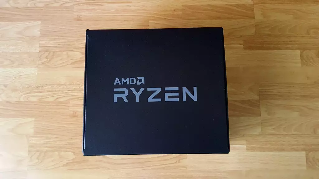 Alŝutu RYZEN 5 1600X al 5.9 GHz kun ĉiuj kernoj aktivigitaj 92895_1