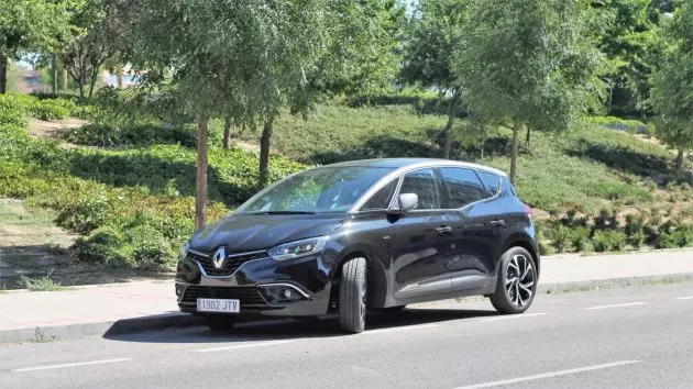 Renault Scenic, perang angkasa lepas 97800_1