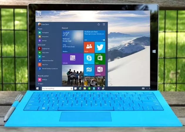 I-Surface 3 Pro yehla kwixabiso kwakhona iSurface Pro 4 kungekudala?